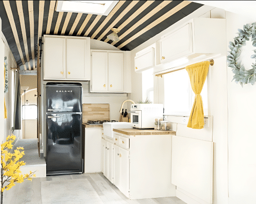 Best Skoolie Kitchen Design Ideas & Layouts - Skoolie Livin