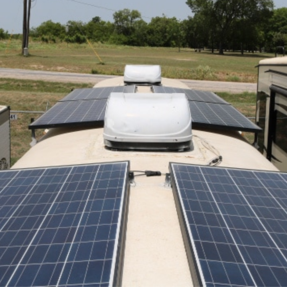 4 Best Skoolie Air Conditioning Options for AC in a Skoolie (Buyer Guide)