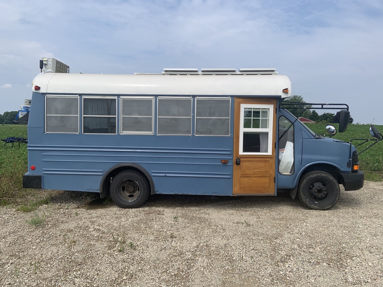 2004 Chevy Midbus Conversion - Skoolie Livin | School Bus Conversion ...