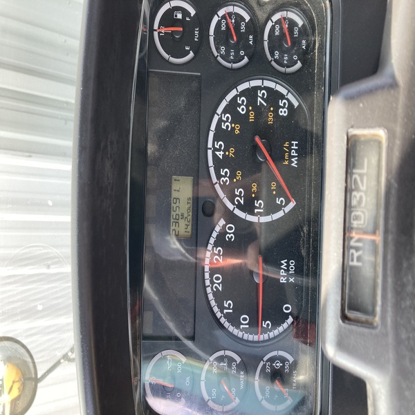 2008 Thomson Freightliner Saf T Liner C2 - Skoolie Livin | School Bus ...