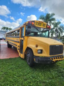 1999 Thomas Freightliner School Bus - Skoolie Livin | School Bus ...
