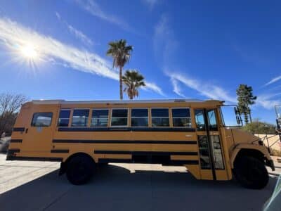 2005 Freightliner Thomas FS65 Mid-Sized Bus - Skoolie Livin | School ...