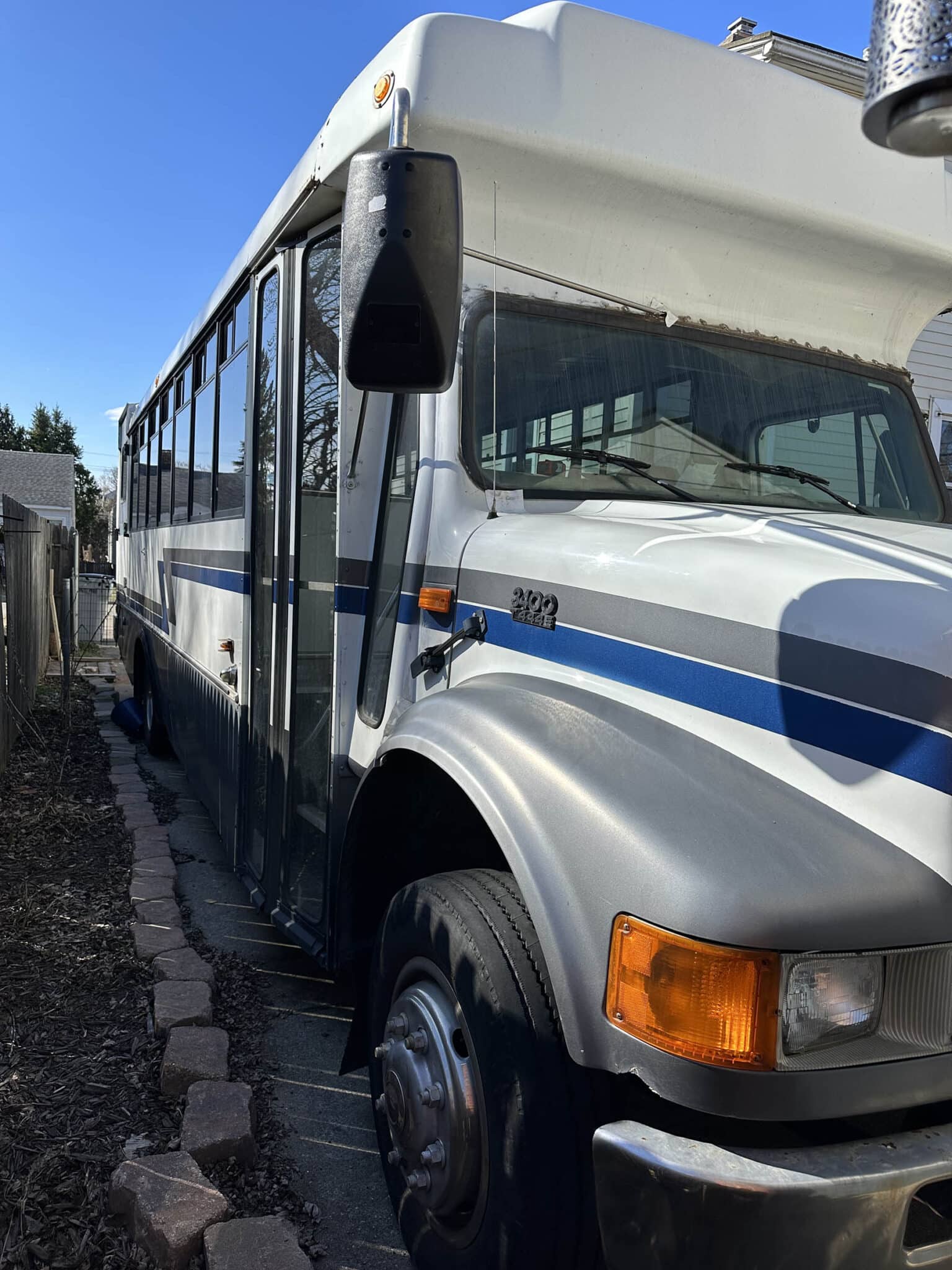 2000 International T444E - Skoolie Livin | School Bus Conversion ...