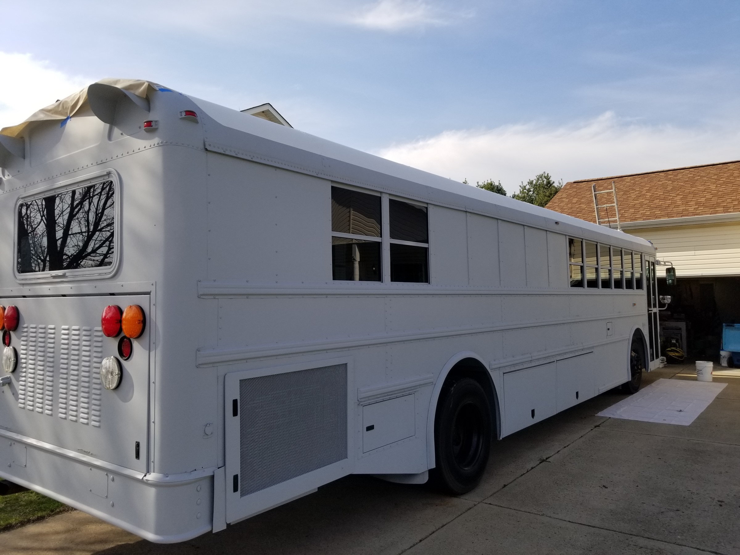 2009 International RE300 "Skoolie Kit" - Skoolie Livin | School Bus ...