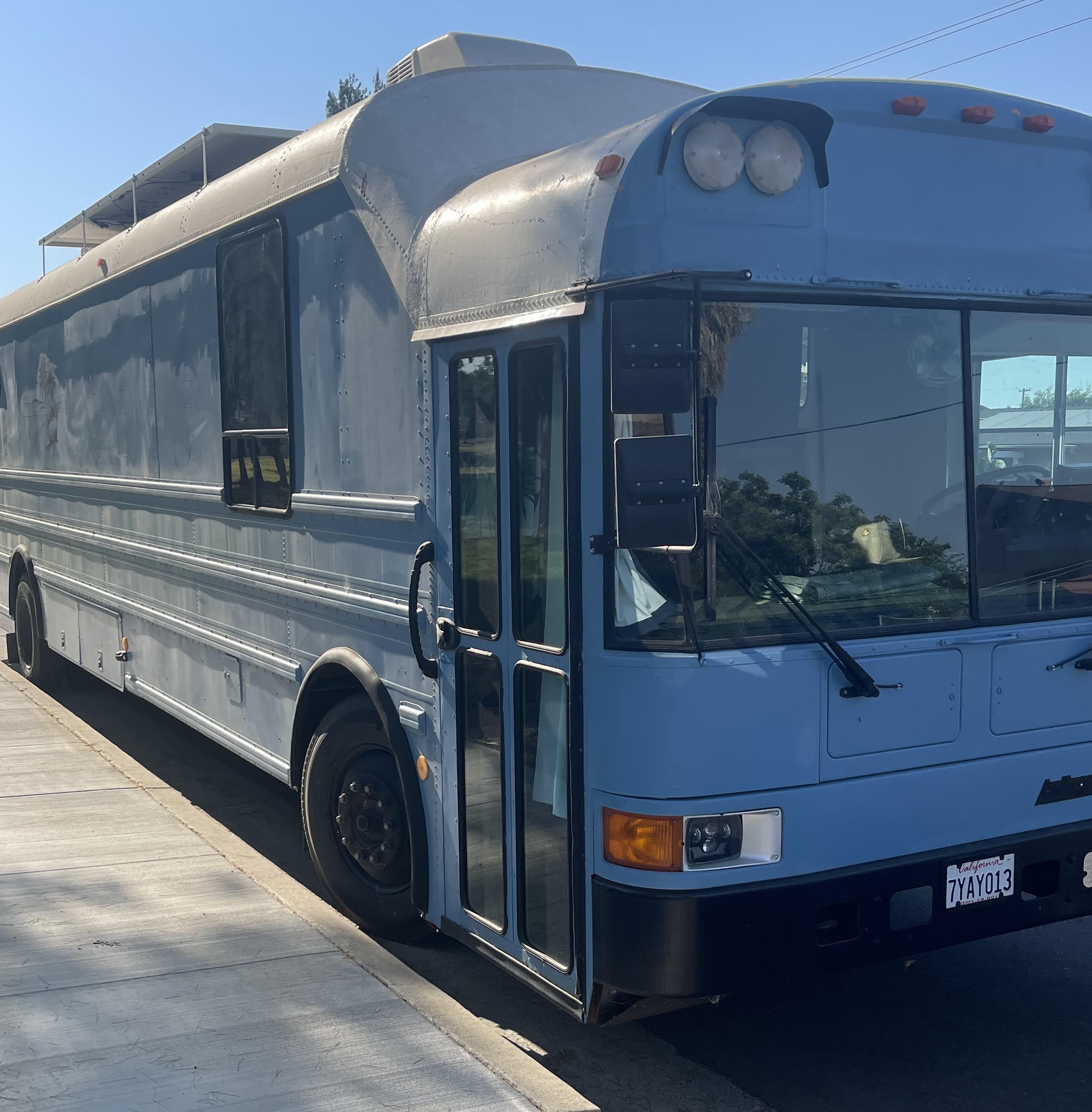 1996 International Amtran RE 40ft Finished Skoolie/AirBnB - Skoolie ...