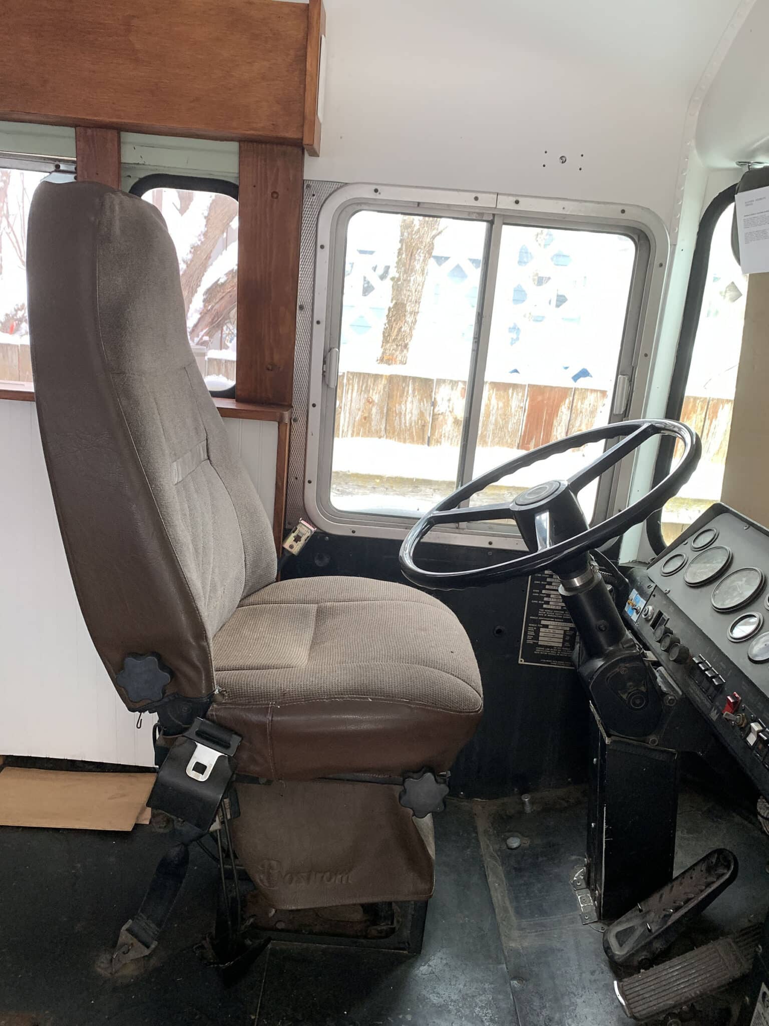 RARE 1989 Crown SuperCoach 40' Bus - Skoolie Livin | School Bus ...