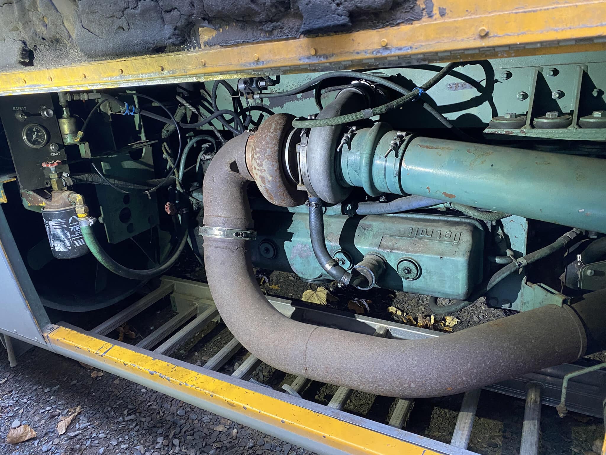 RARE 1989 Crown SuperCoach 40' Bus - Skoolie Livin | School Bus ...